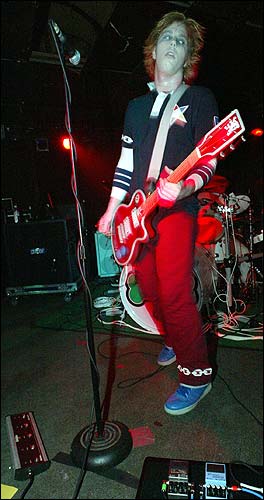 Deadsy introduces ‘undercore’ | News, Sports, Jobs - Lawrence Journal ...